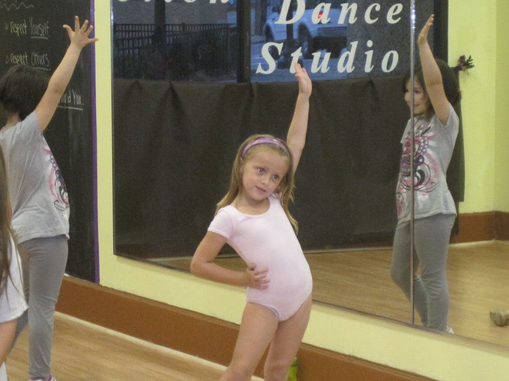 Girl Scouts Dance Their Way To Badges at Lyrics in Motion | Woonsocket ...