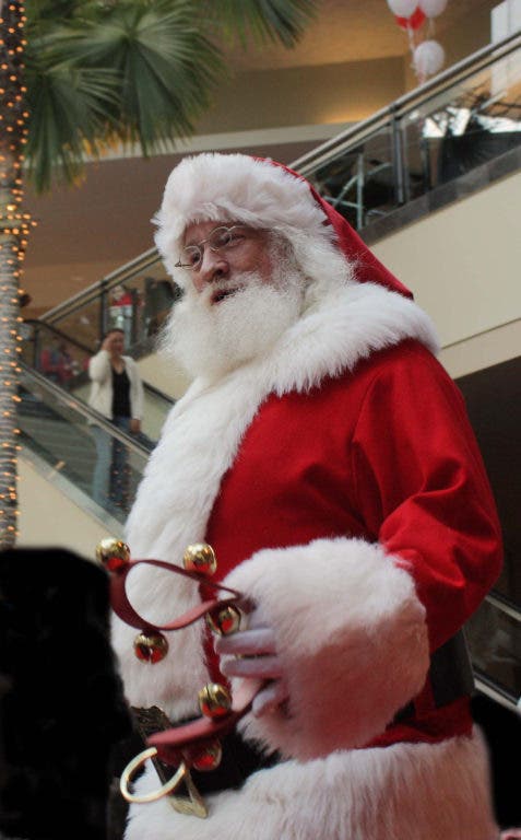 Santa Awaits You at Springfield Mall | Springfield, PA Patch