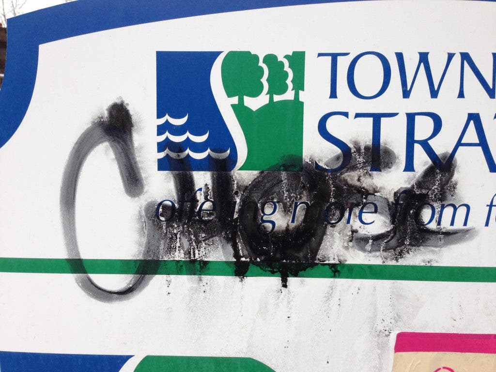 PHOTOS: Graffiti at Stratford Railroad Station | Stratford, CT Patch