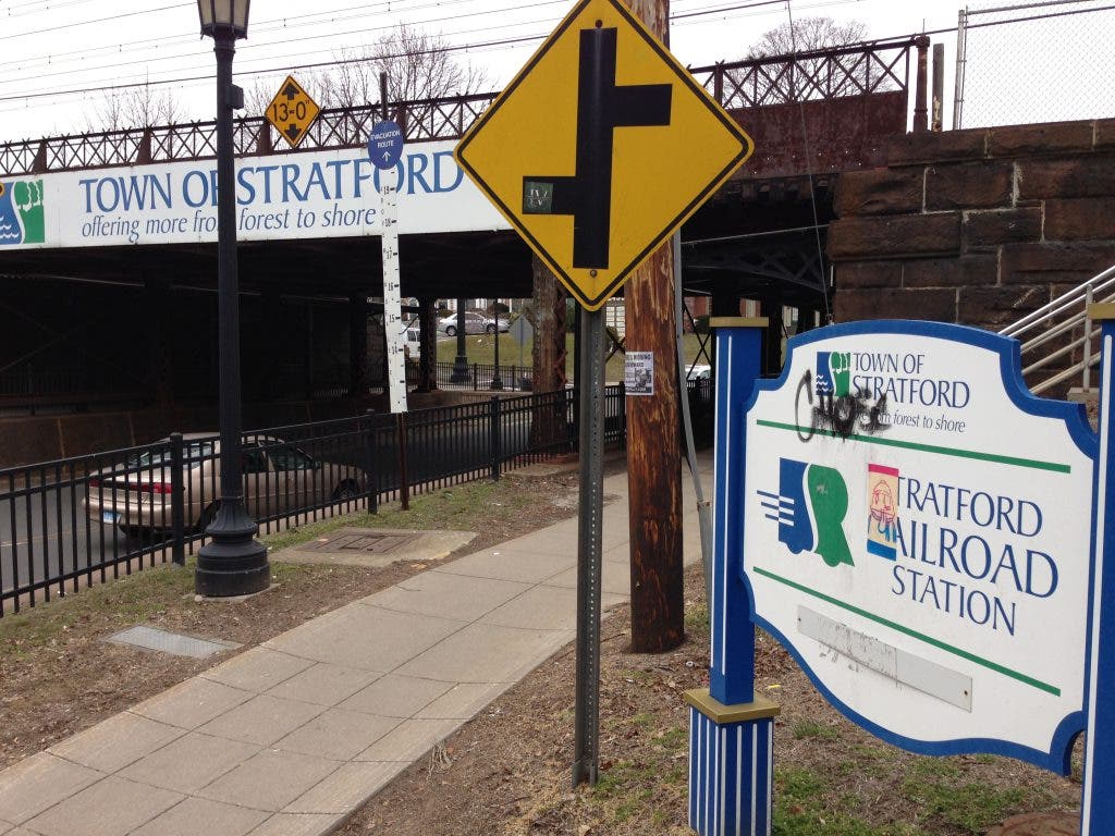 PHOTOS: Graffiti at Stratford Railroad Station | Stratford, CT Patch
