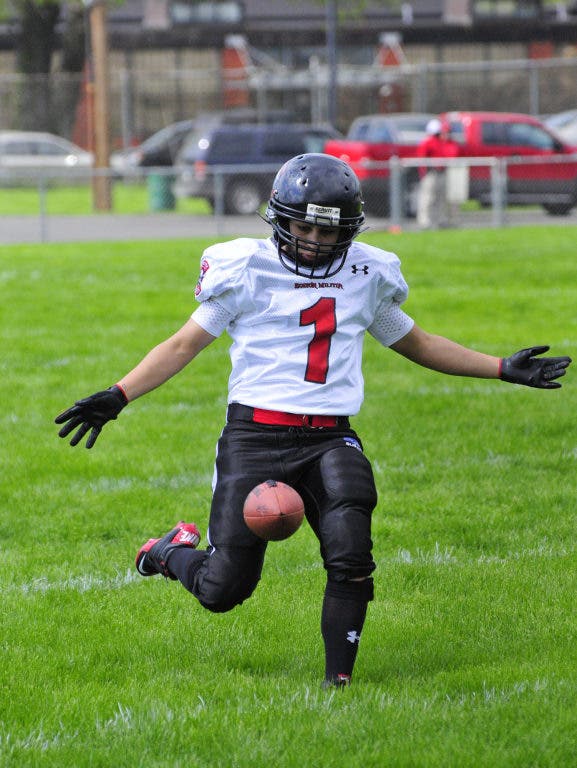 Wakefield Athlete Headed to Women's Football Super Bowl | Wakefield, MA ...
