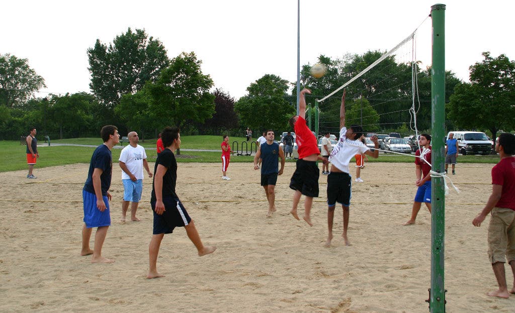 Suburban Stadiums: Prairie Lakes Community Center | Des Plaines, IL Patch