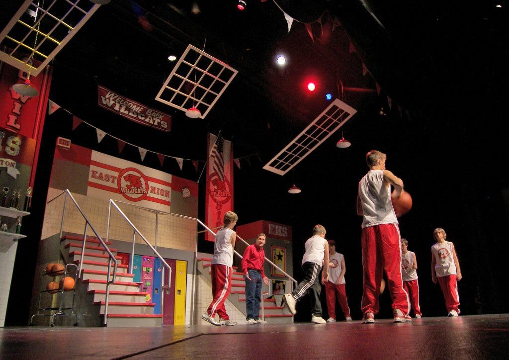 Suburban Stadiums: Prairie Lakes Theater | Des Plaines, IL Patch