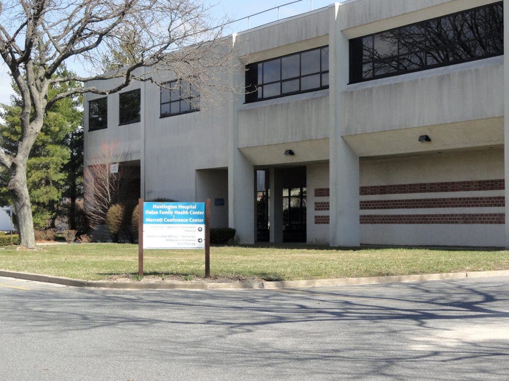 Suffolk Legislature OKs Restoration of Funding for Dolan Center ...