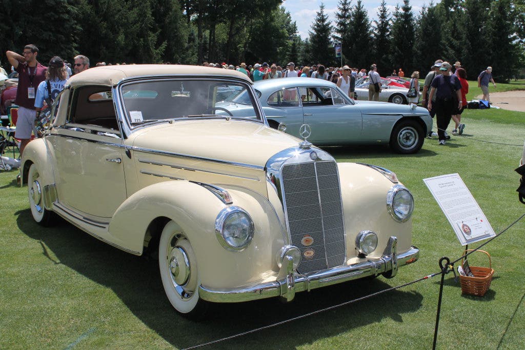 Photos: Immaculate Cars on Display at Concours d'Elegance | Plymouth ...