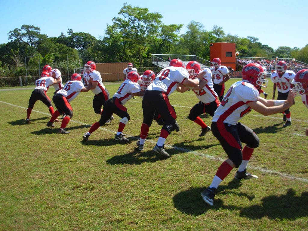 Mineola Football Defeats East Rockaway for First 2012 Win | Mineola, NY ...