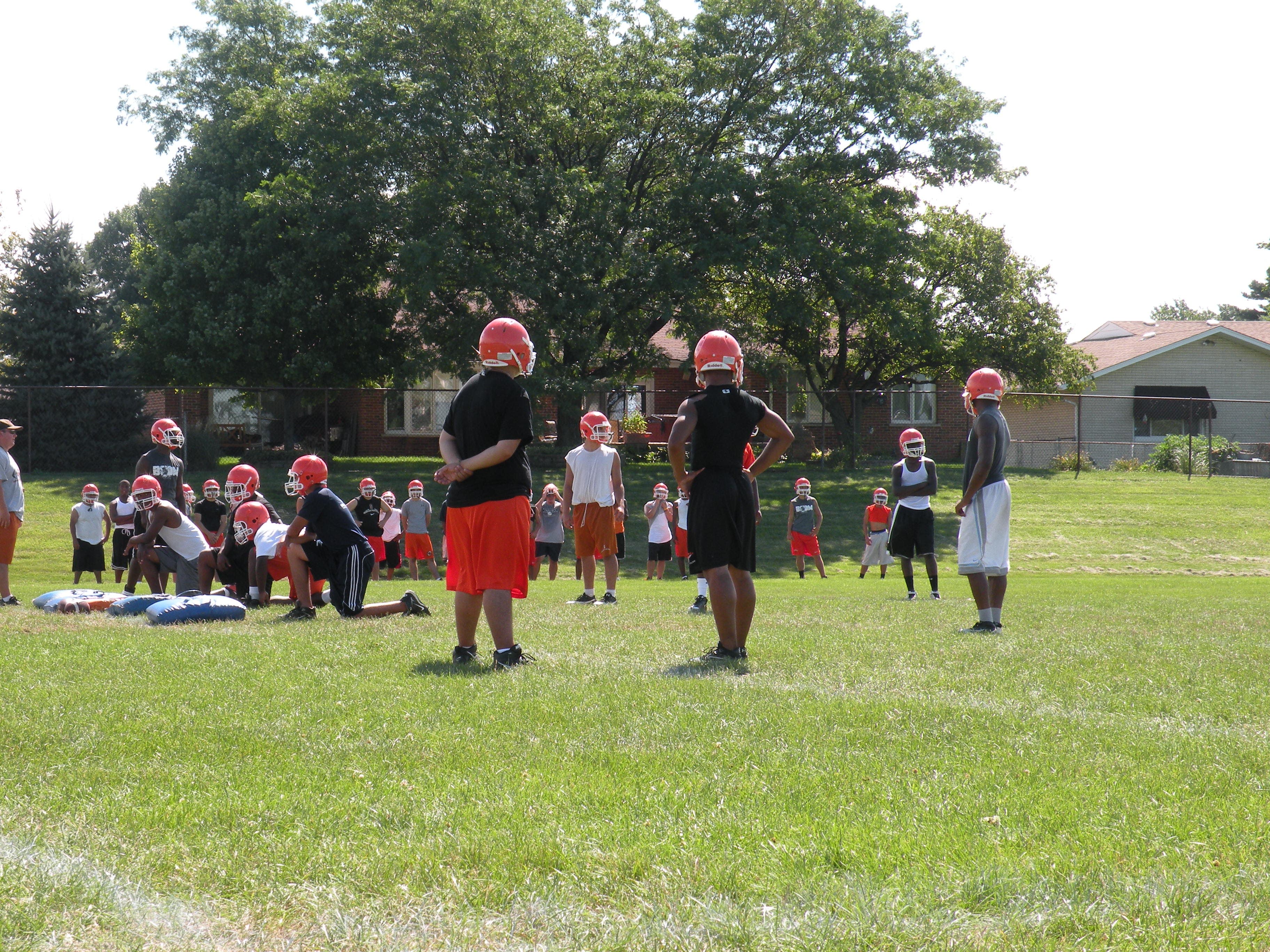 Shepard Football Looks to Build on 2009's Big Gains | Palos, IL Patch