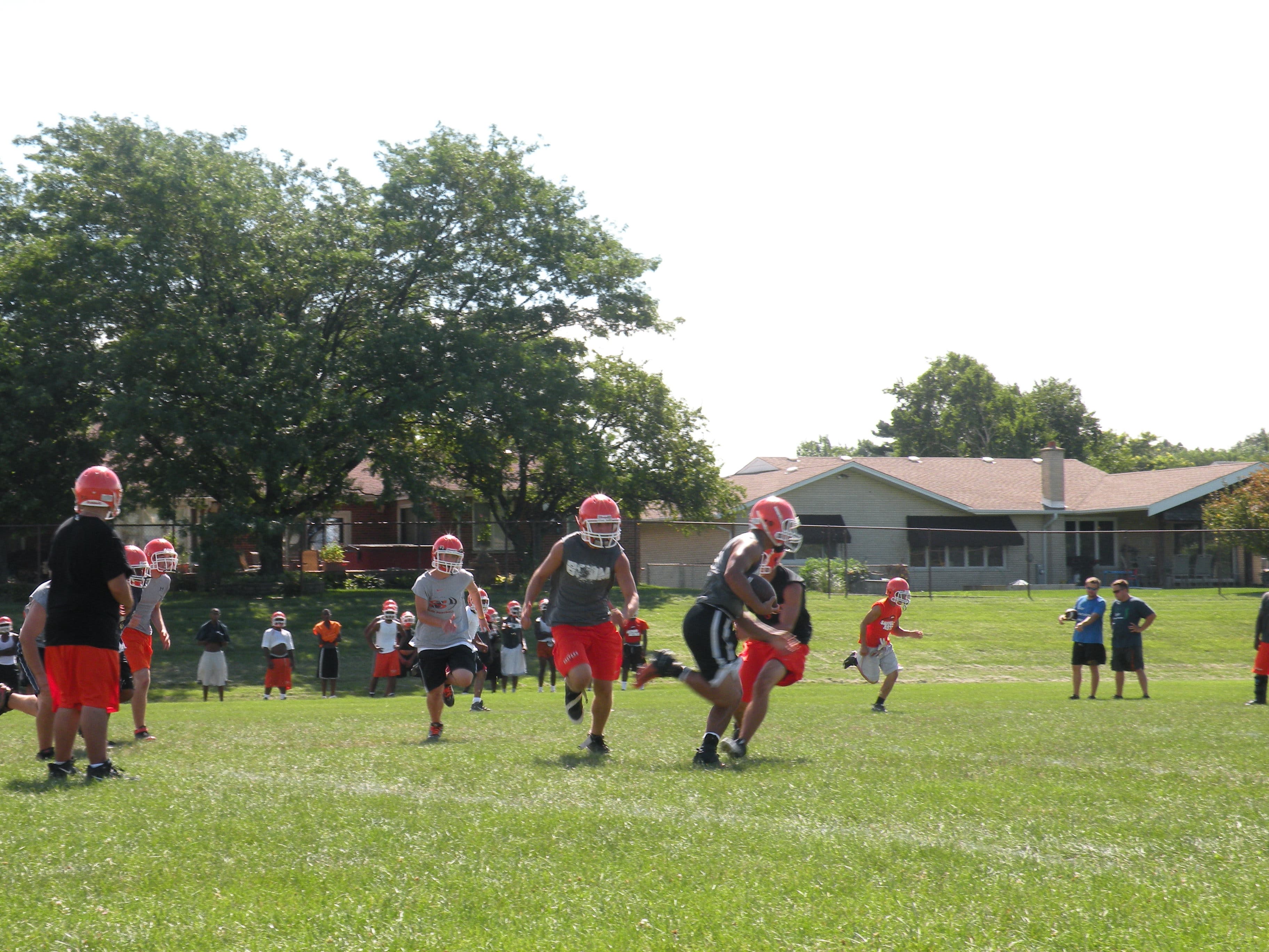 Shepard Football Looks to Build on 2009's Big Gains | Palos, IL Patch