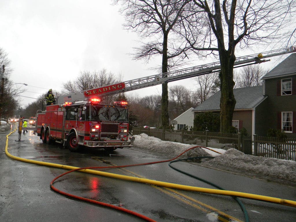 Firefighters Respond to House Fire on West Street | Reading, MA Patch