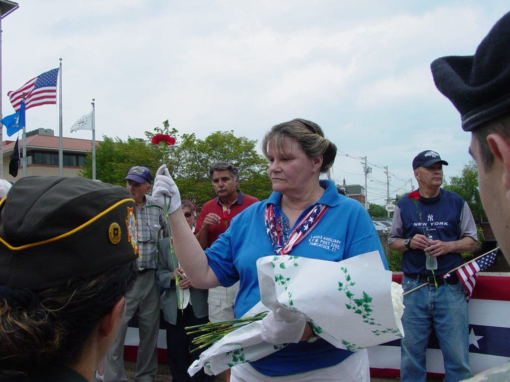 Crowds Come Out For The Westerly-Pawcatuck Memorial Day Parade ...
