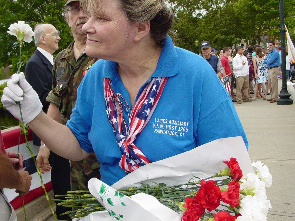 Crowds Come Out For The Westerly-Pawcatuck Memorial Day Parade ...
