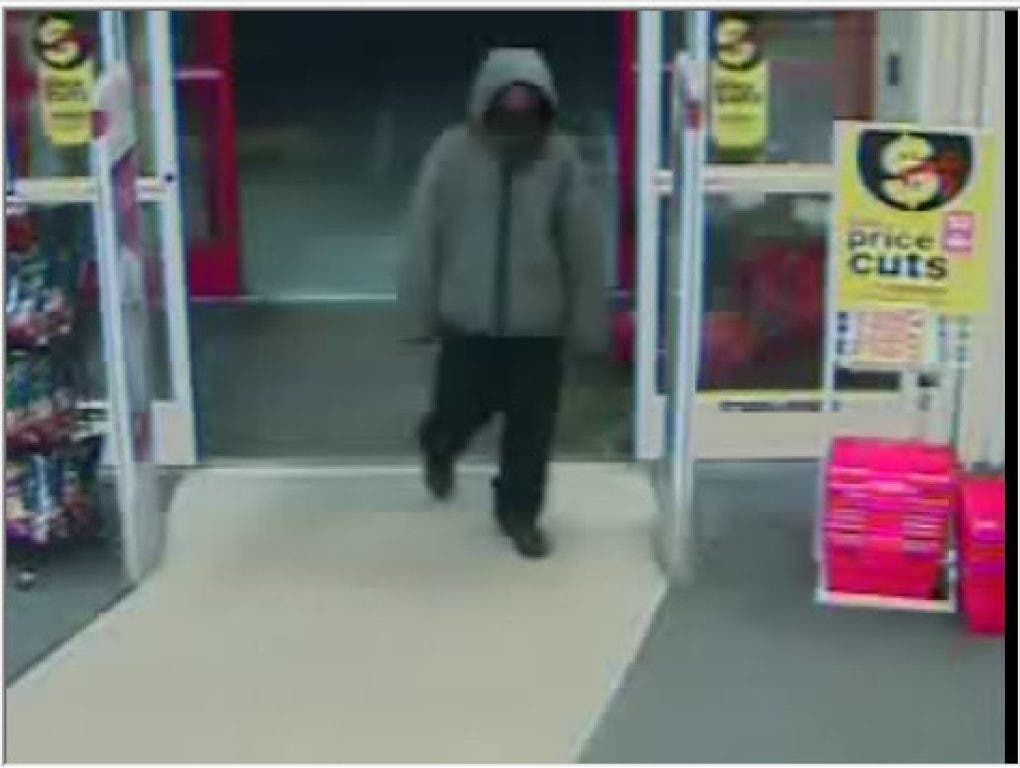 CVS Robbed at Knifepoint | Cranston, RI Patch