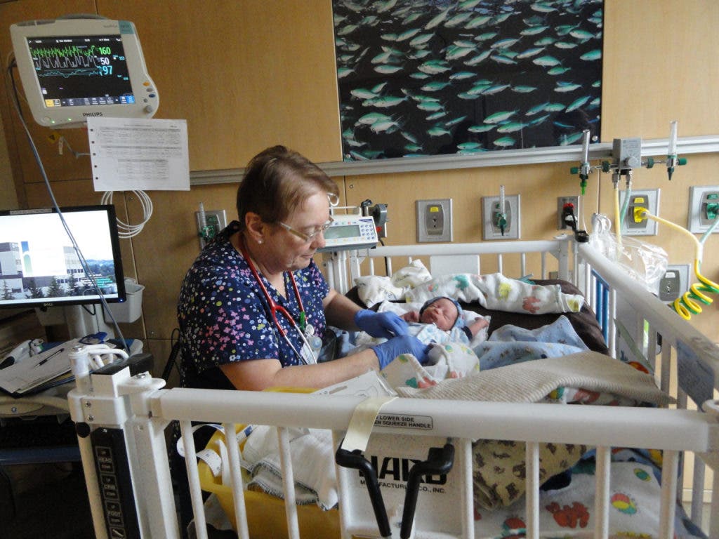 Overlake Hospital Neonatal Intensive Care Unit Opens to First Tiny ...
