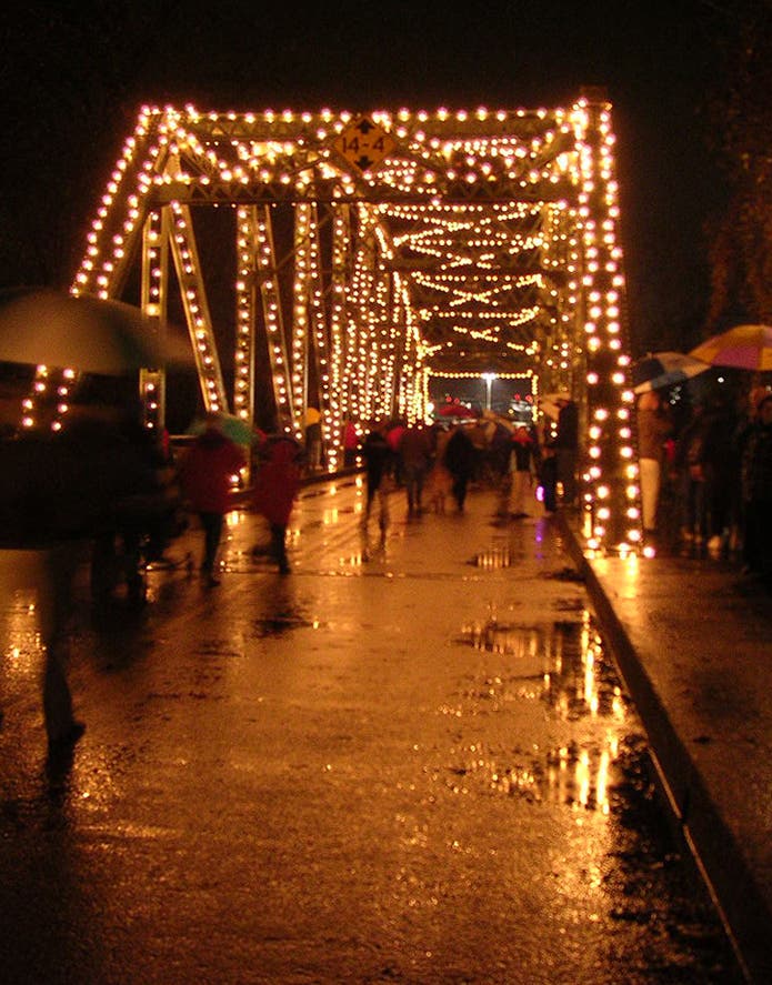Old Cannery Annual Bridge Lighting and Holiday Party is Friday in ...