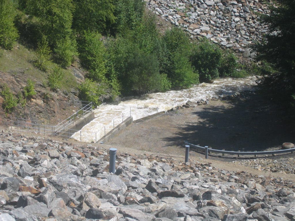 Hop Brook Dam Reports 50-Foot Pool Level Following Irene | Naugatuck ...