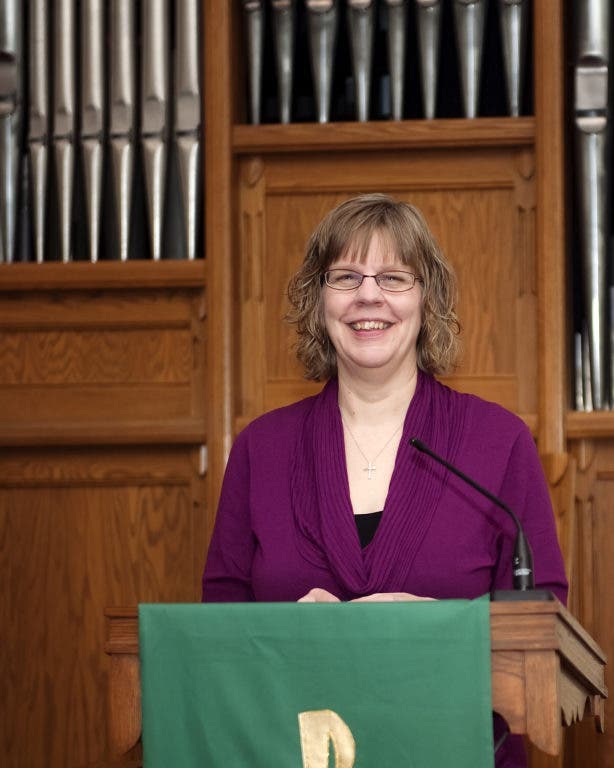 Woman Pastor to Lead Ridgewood Christian Reformed Church | Ridgewood ...