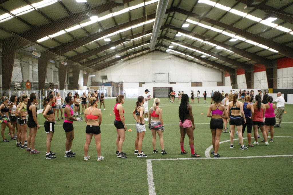 Lingerie Football League Tryouts Pulls St. Louis Crowd (Photos ...