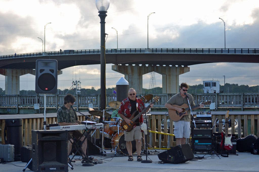 ADD YOUR PHOTOS: Beverly Harbor Fest | Beverly, MA Patch