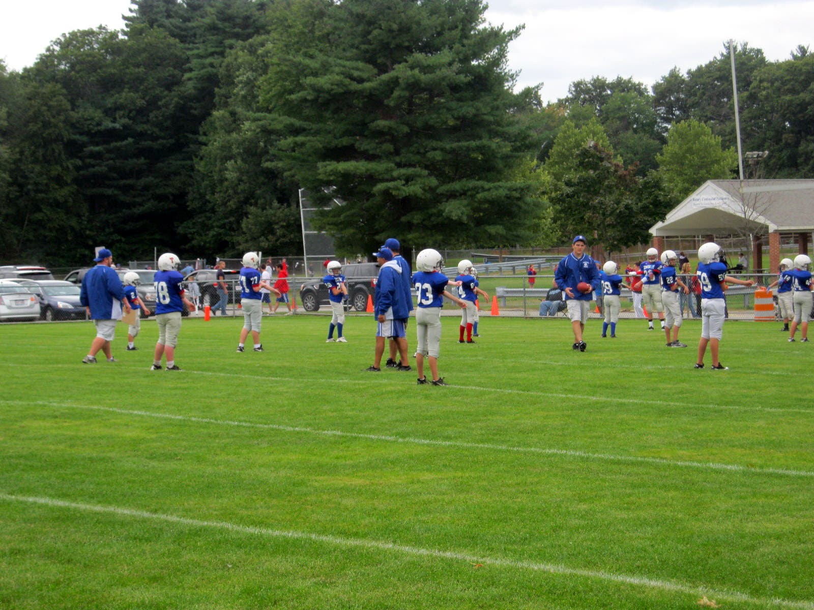 Tewksbury Youth Football Kicks Off On High Note | Tewksbury, MA Patch