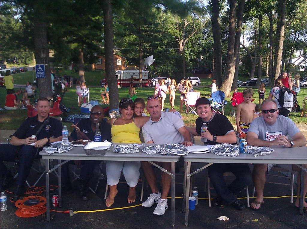 Waynewood Neighborhood Hosts 2nd Annual BBQ Cookoff | Greater ...