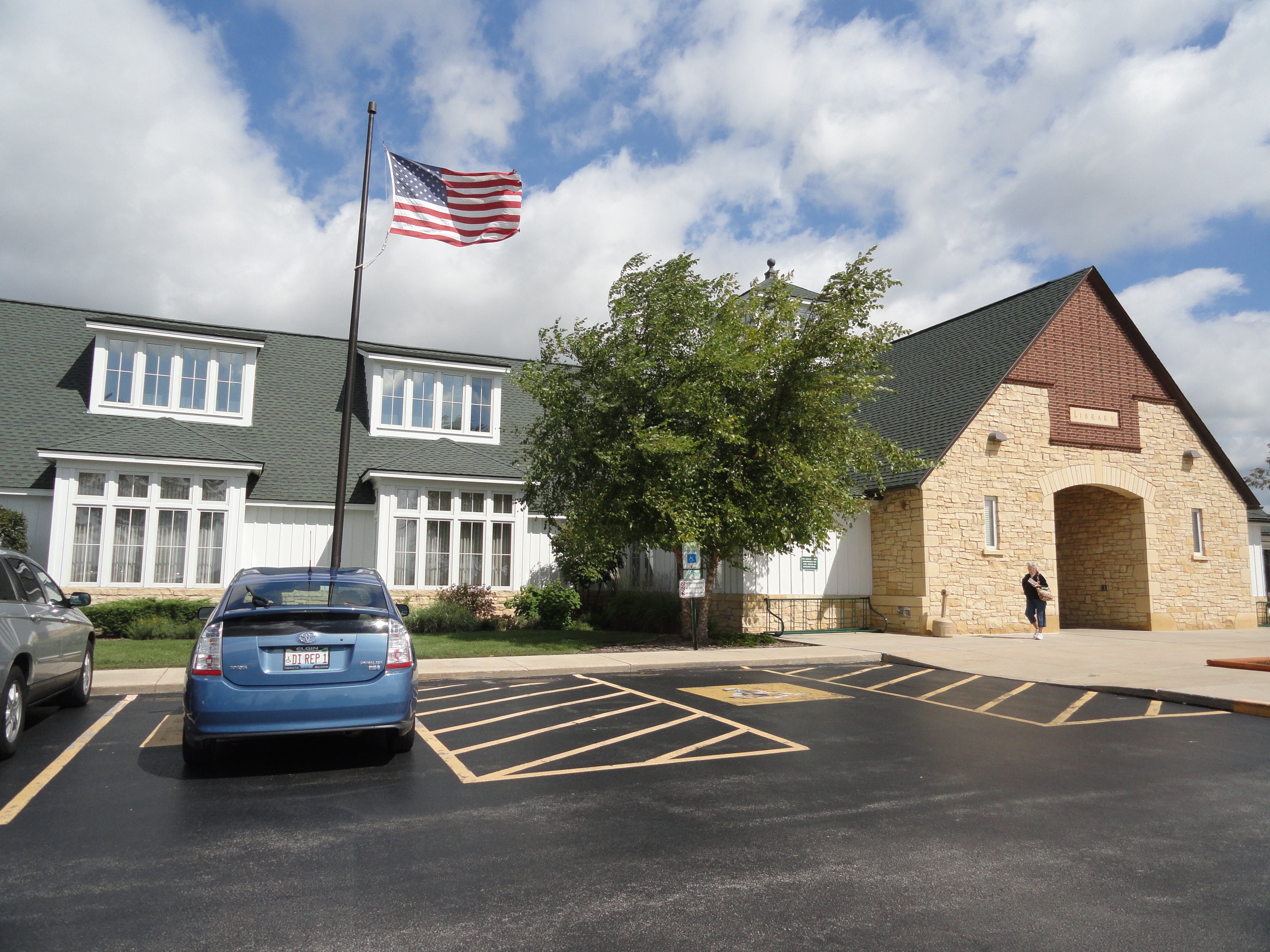 Huntley Library Gives Books Away for World Book Night Celebration ...