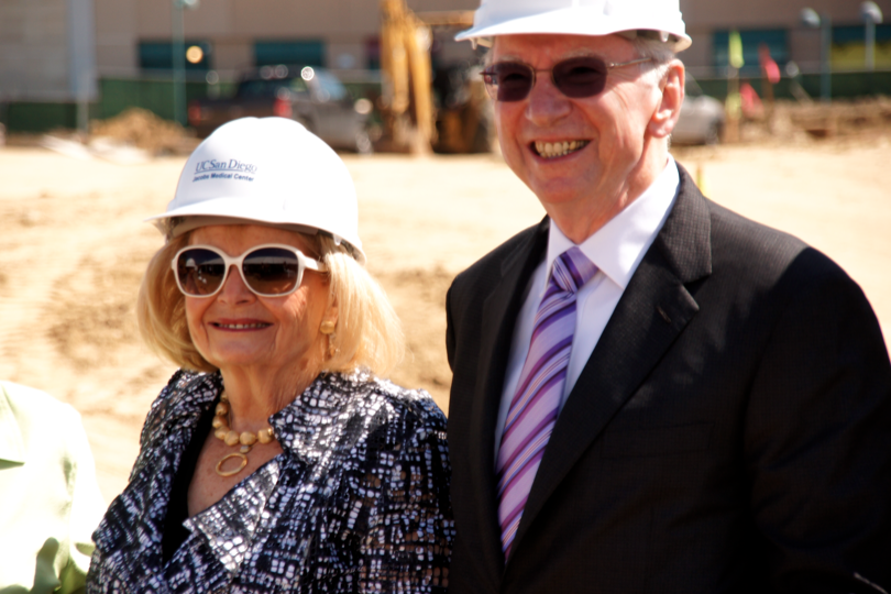 Jacobs Family Donates $1M to UCSD Cancer Center | La Jolla, CA Patch