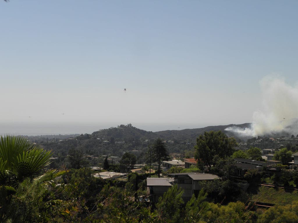 LAFD Battling Brush Fire in Rustic Canyon | Pacific Palisades, CA Patch