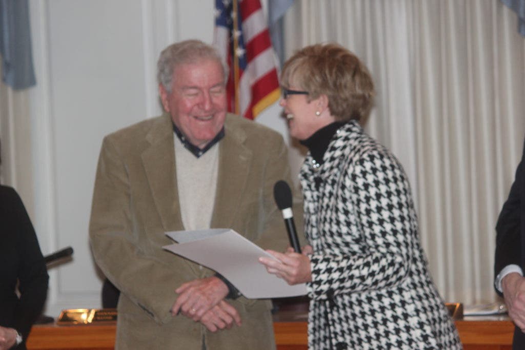 Malverne Artist Arthur Raymond Turns 90 | Malverne, NY Patch