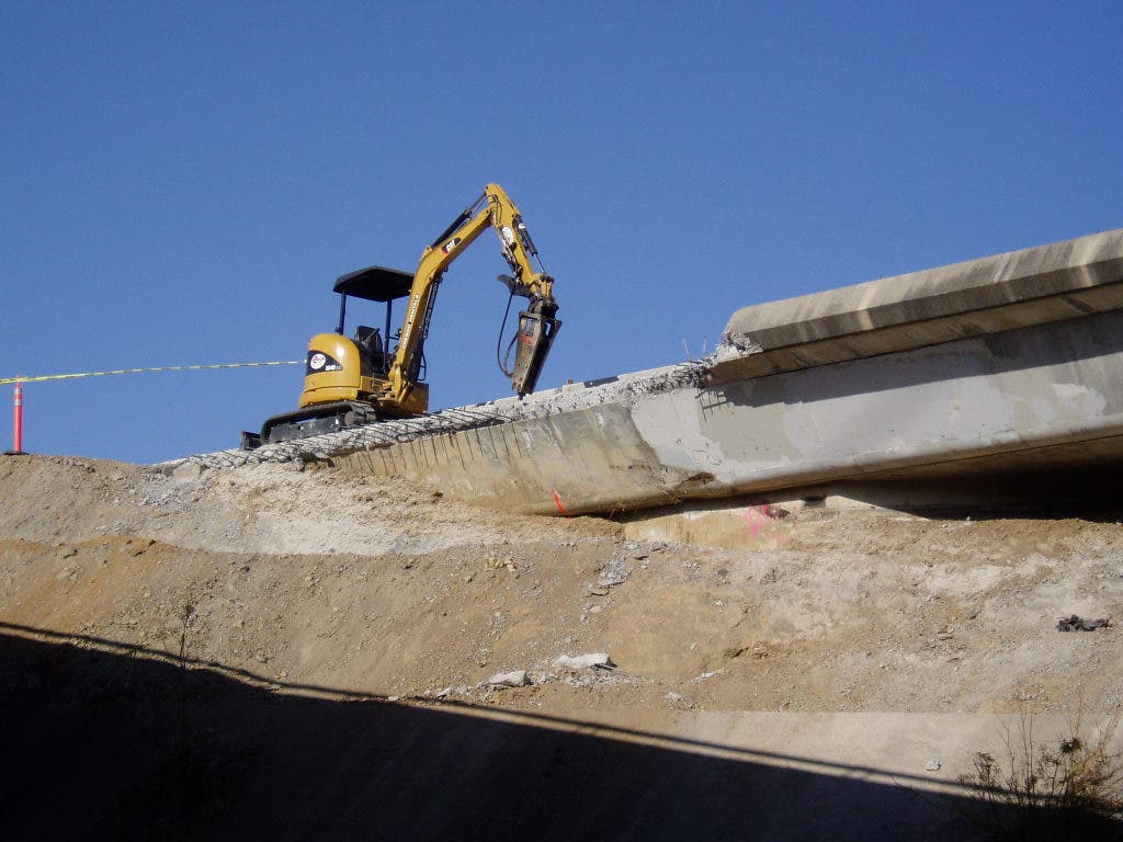 Caltrans Closing Street to Remove Bridge Scaffolding | Novato, CA Patch