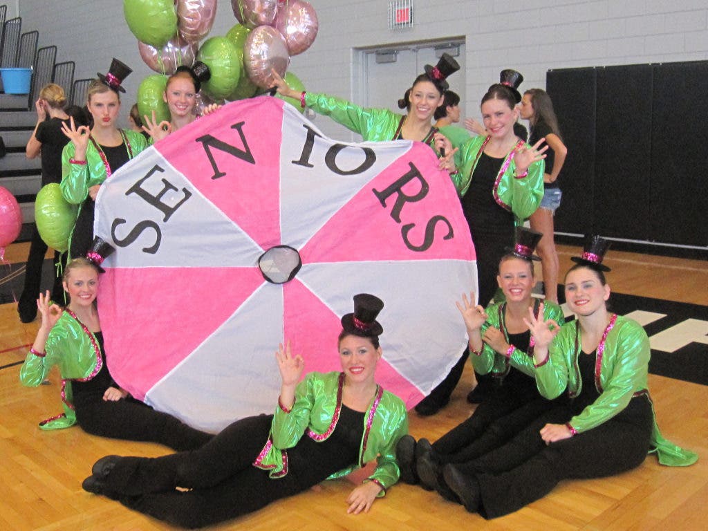 Novi Pompon Teams Win Grand Championships at Mid American Summer Camp ...