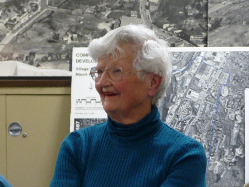 Ex-Mayor Pat Reilly Picked as 'Woman of Distinction' for Mt. Kisco ...