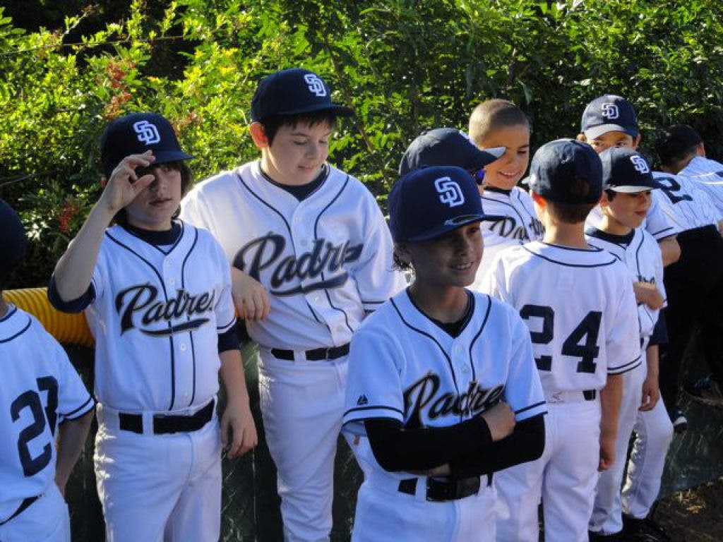 Rolando Little League Kicks Off Season With Opening Day [PHOTOS] | La ...