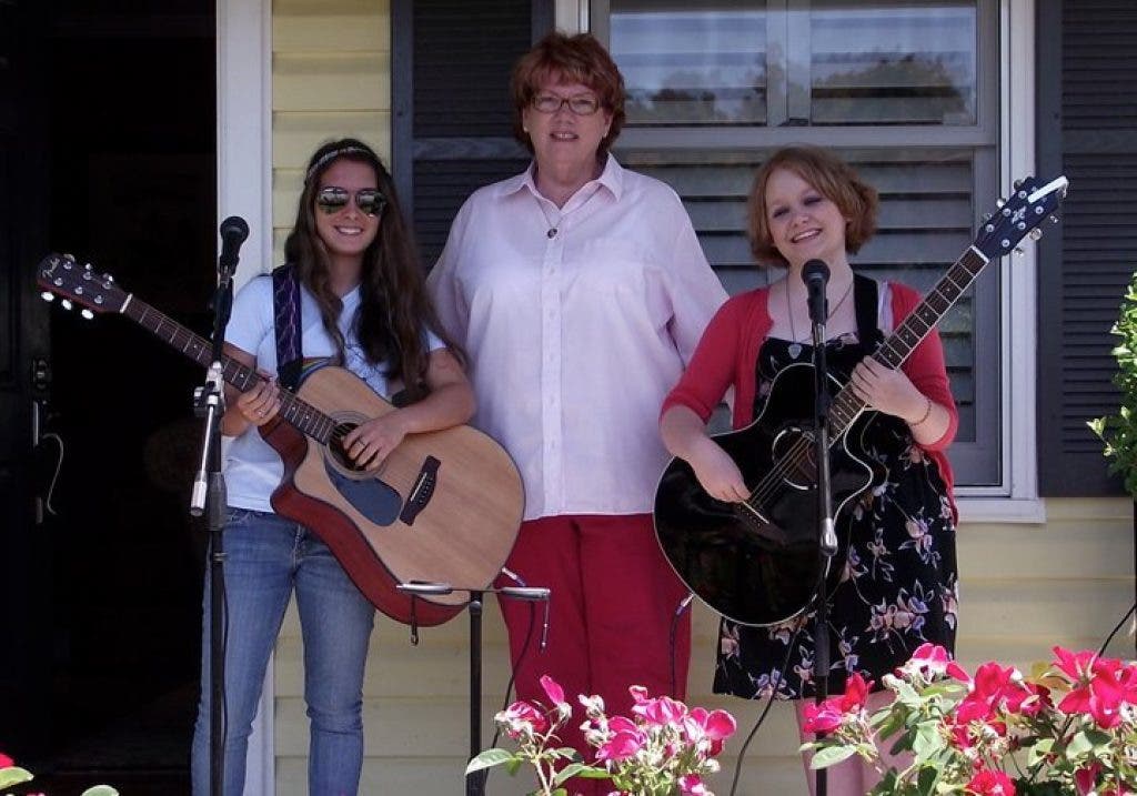 Napa Girl Group "Mirror Image" Plays Porchfest | Napa Valley, CA Patch