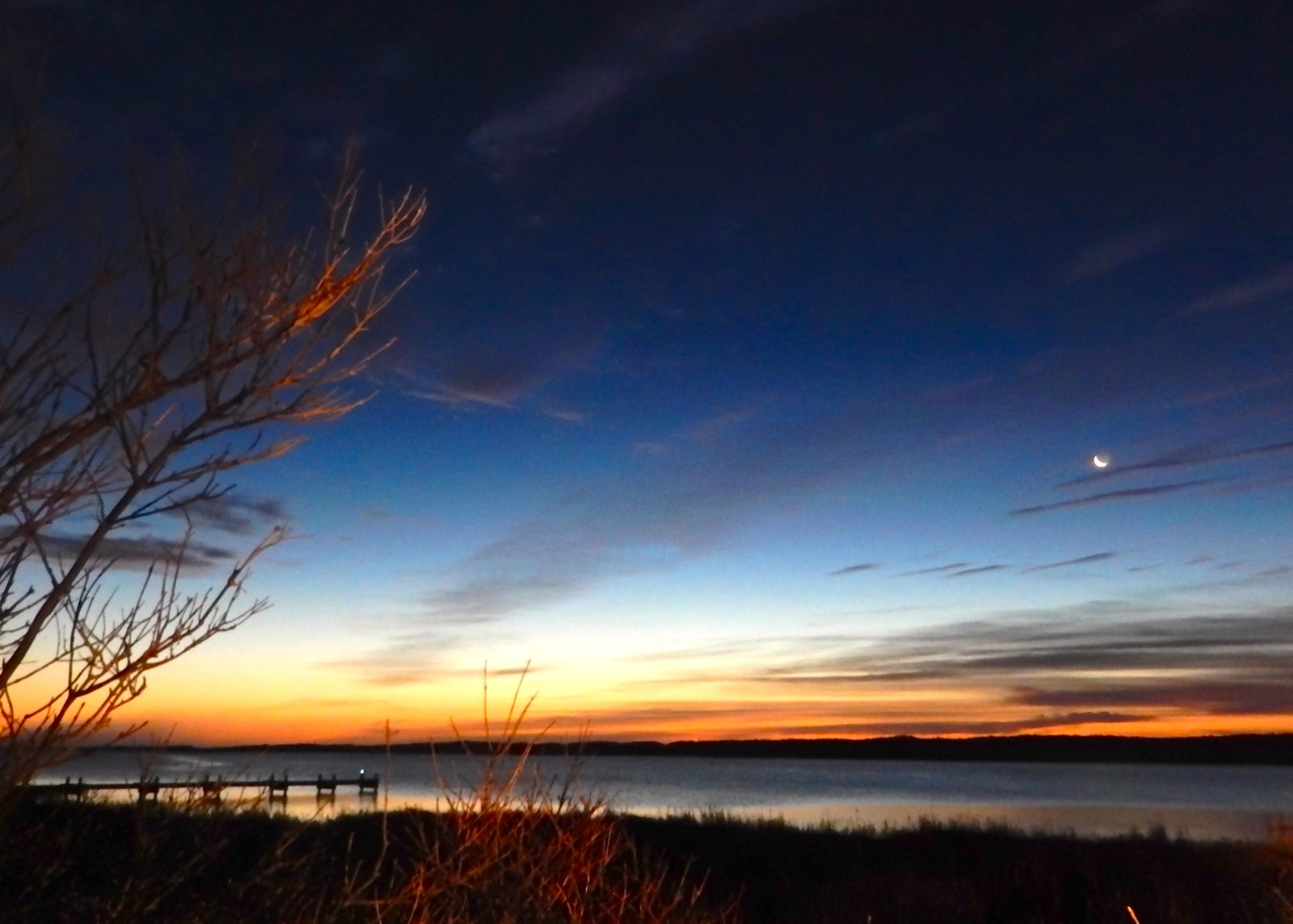 Martha's Vineyard Photo of the Day: Dawn at Chilmark Pond | Martha's ...