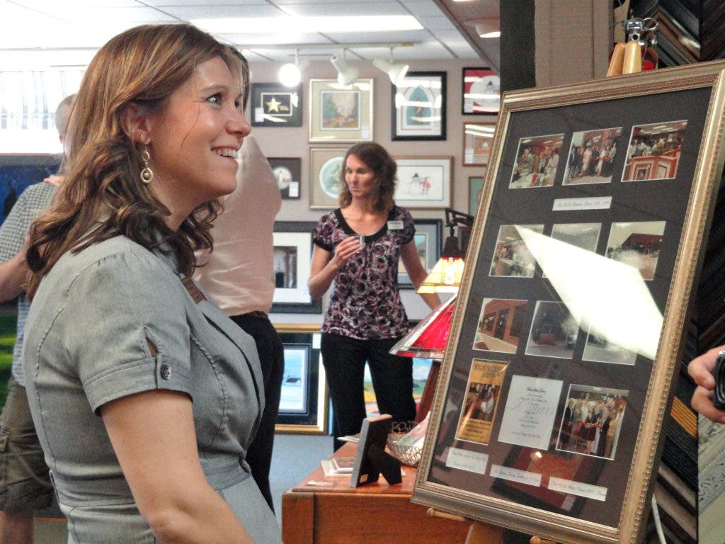 PHOTOS: Ankeny's Walnut Street Gallery Celebrates 30th Anniversary at ...