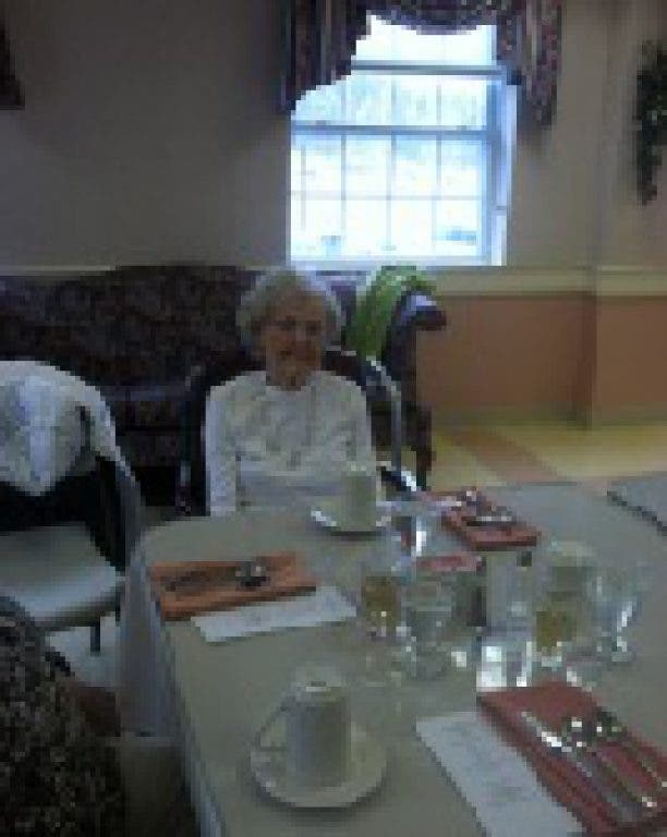 Obituary: Doris G. Lawrence, 86 | East Greenwich, RI Patch