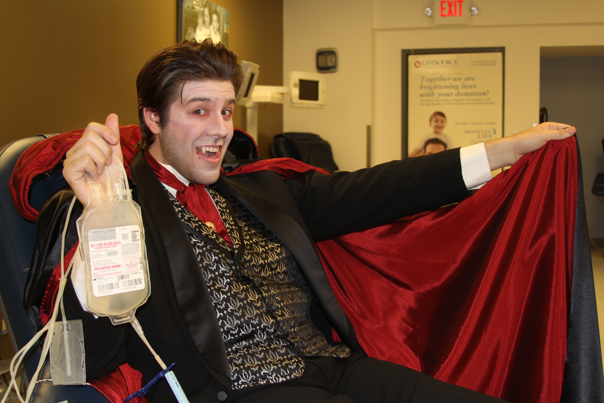 Libertyville 'Fright Fest' Make-Up Artist Promotes LifeSource ...