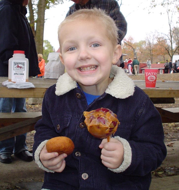 Michigan's Apple Shortage Won't Detract From Rich History of Yates ...