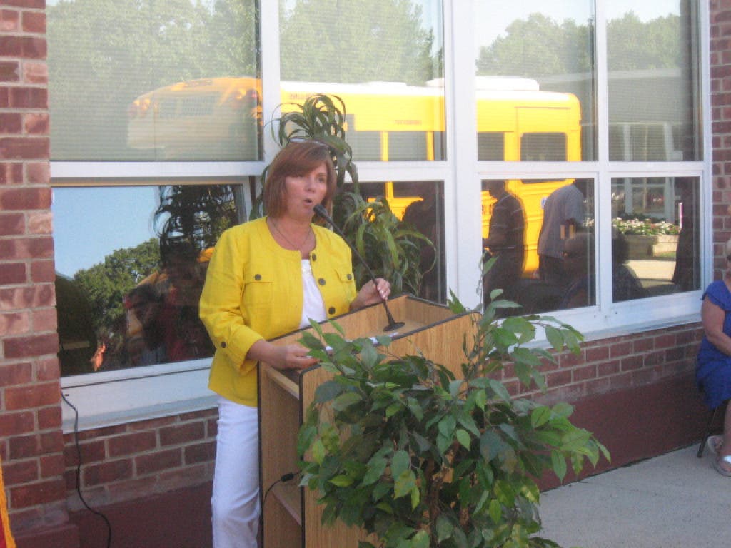 Rockland BOCES Debuts Country's First Hybrid, Wheelchair-Accessible ...