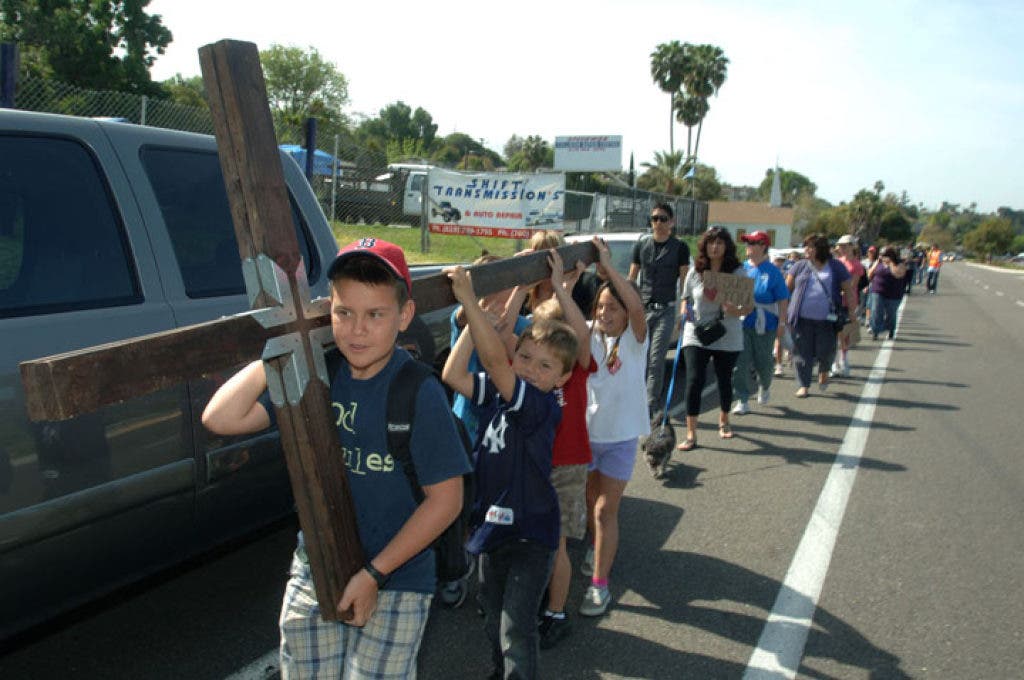 Annual Cross Walk Unites Community in Faith | Lemon Grove, CA Patch