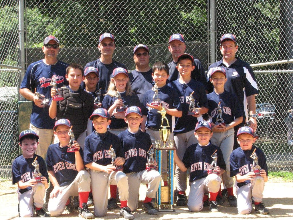 River Edge Baseball Brings Home Trophy | River Dell, NJ Patch