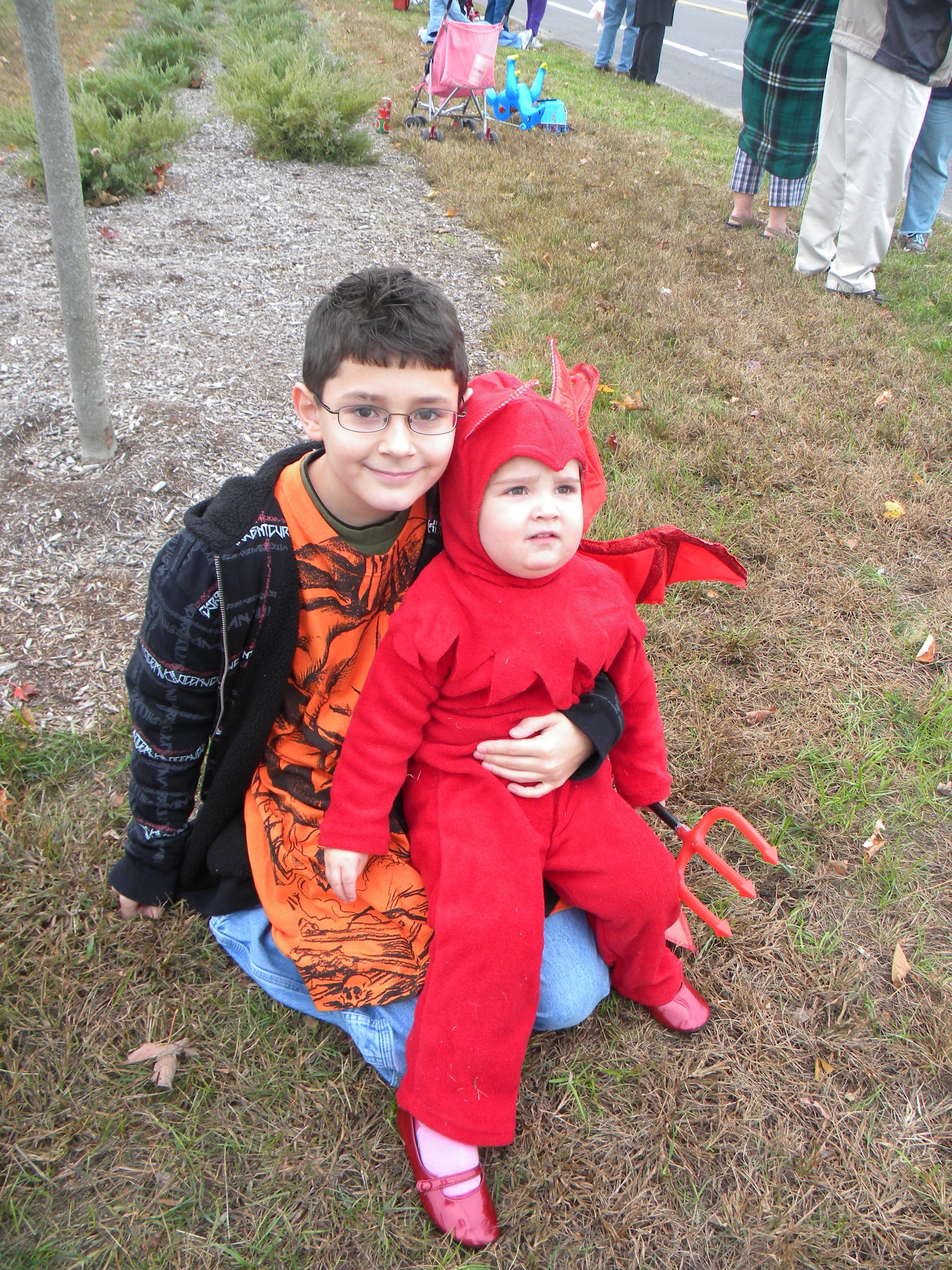 PHOTO GALLERY: Chartley Halloween Parade | Norton, MA Patch