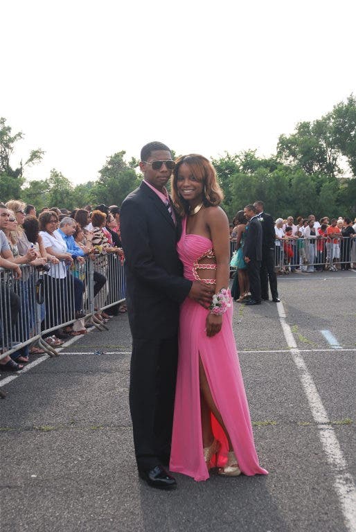 PHOTOS: Teaneck High School Students 'Show Off' Prom Styles | Teaneck ...