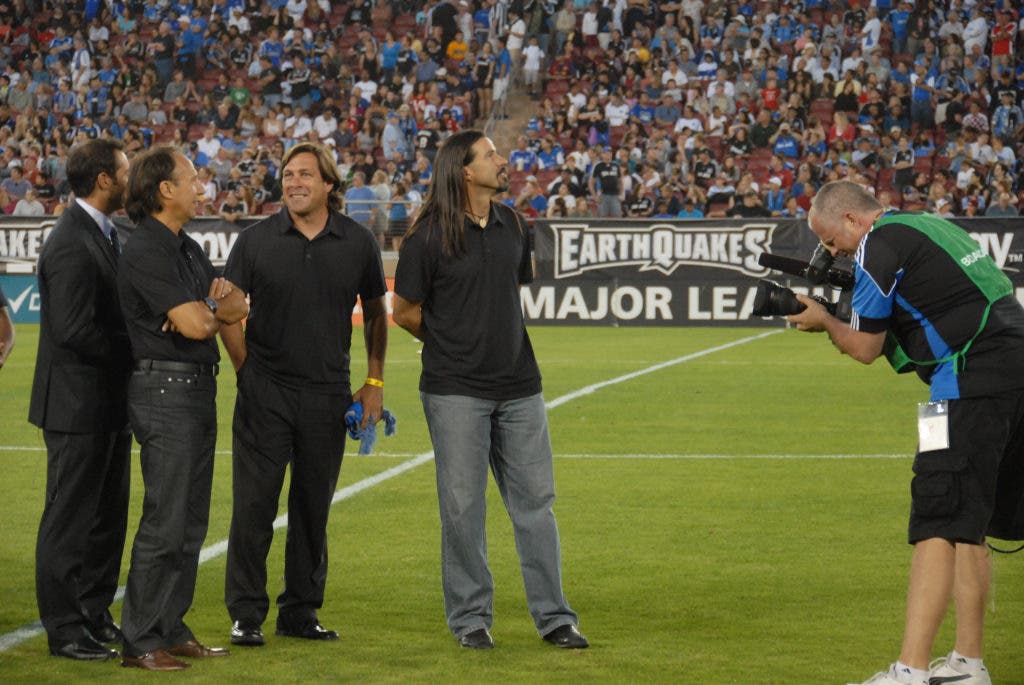 1994 US Men's Soccer National Team Honored at Halftime of Quakes Game ...