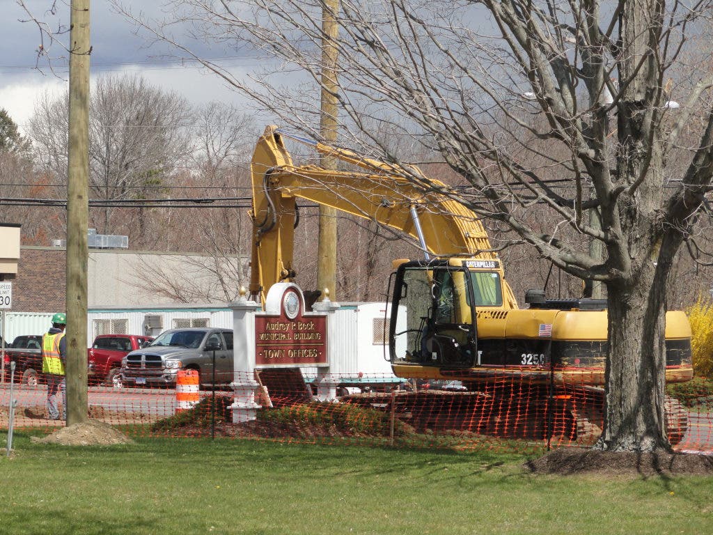 Bus Stop Closed During Construction | Mansfield, CT Patch