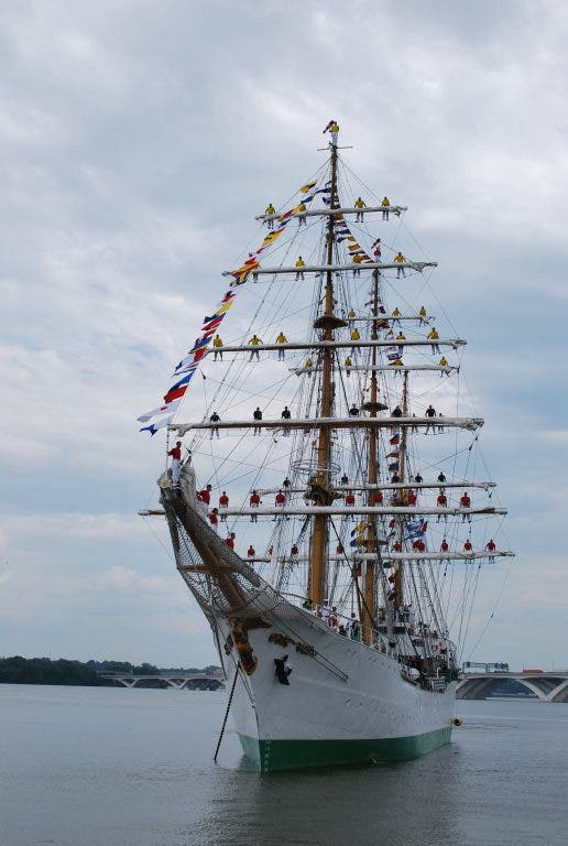 Update: Tall Ship Gloria Available for Public Tours | Old Town ...
