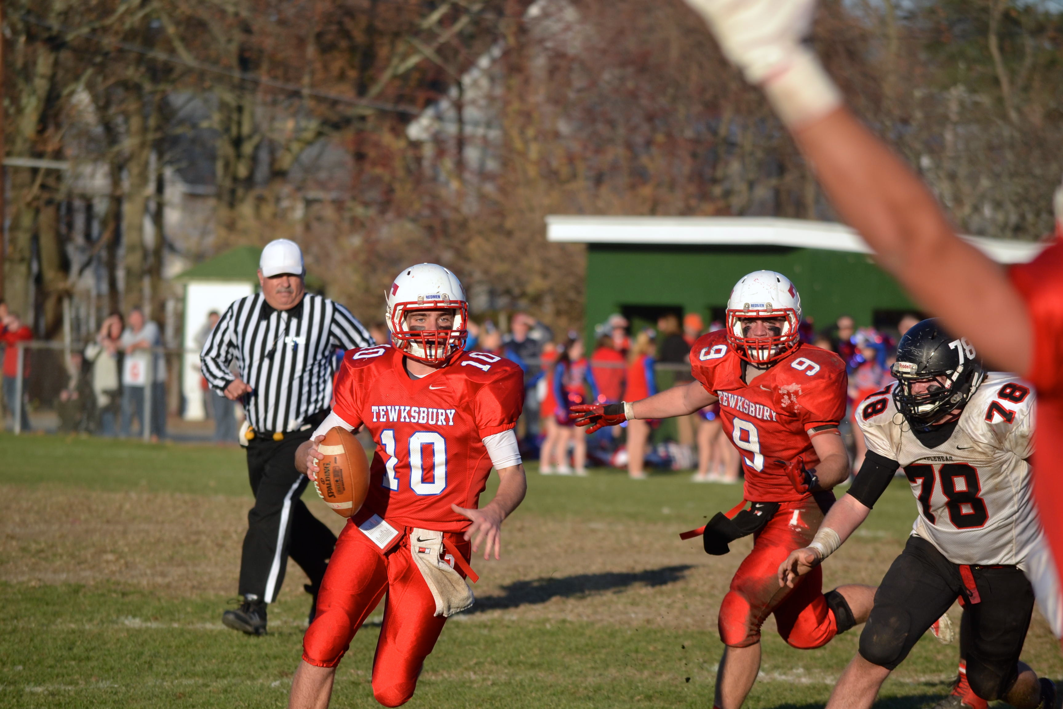 Tewksbury Triumphs 34-21 To Advance in Playoffs | Tewksbury, MA Patch