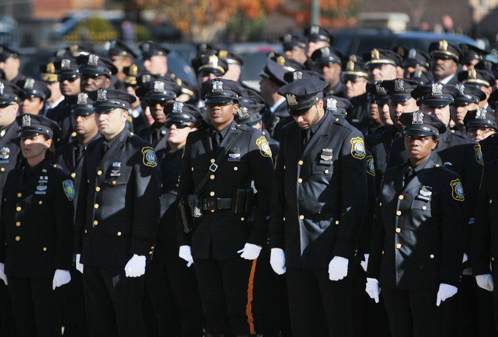 Slain Newark Police Detective Posthumously Awarded Medal of Honor ...