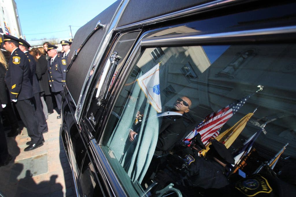 Slain Newark Police Detective Posthumously Awarded Medal of Honor ...