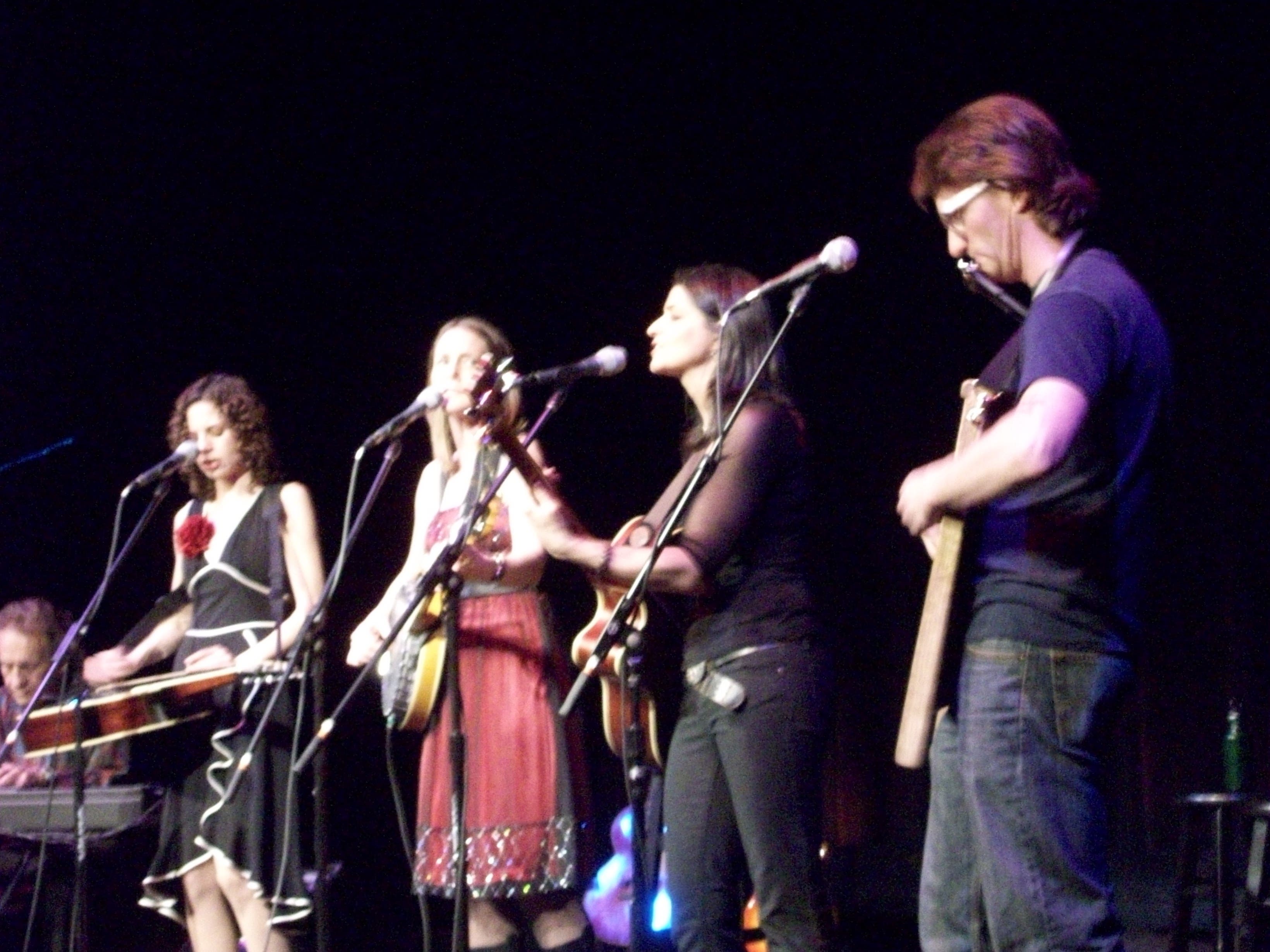 Red Molly Brings Bluegrass and Soul to Emelin Theatre | Larchmont, NY Patch